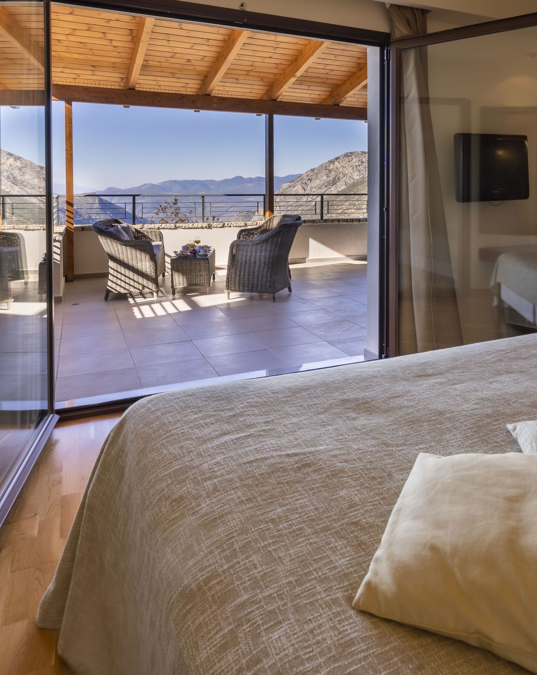 Family Executive Suite - Anemolia